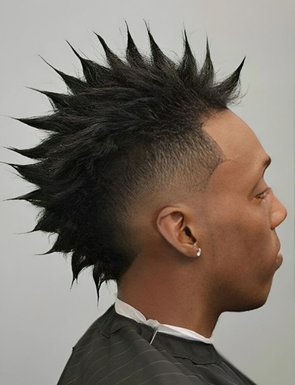 Mohawk Magic: 20 Hairstyles for Runway-Ready Confidence