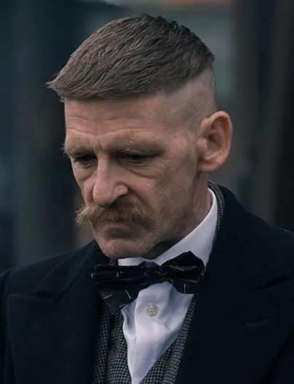 10 Trendsetting Peaky Blinders Haircuts for the Modern Gentleman