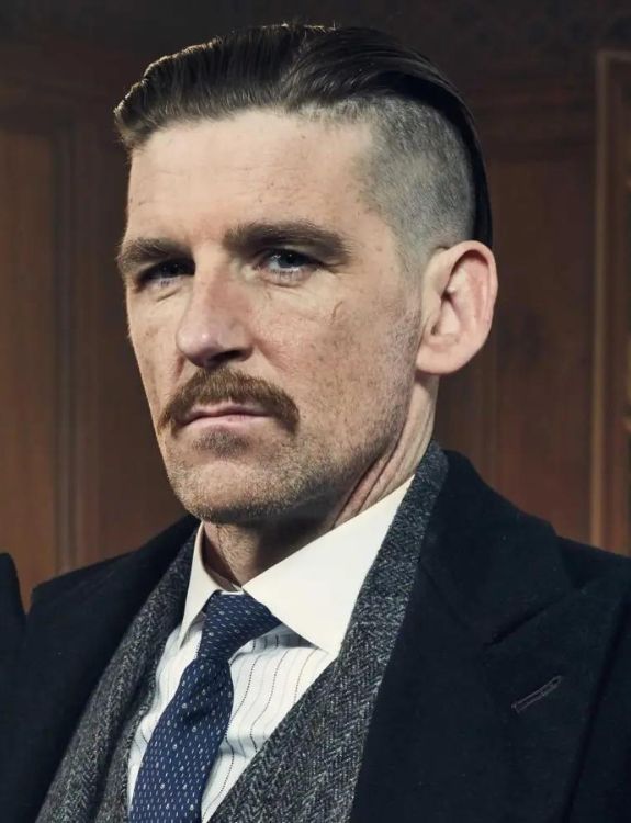 10 Trendsetting Peaky Blinders Haircuts for the Modern Gentleman