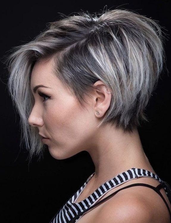 The Top 25 Androgynous Haircuts for an Effortlessly Cool Look