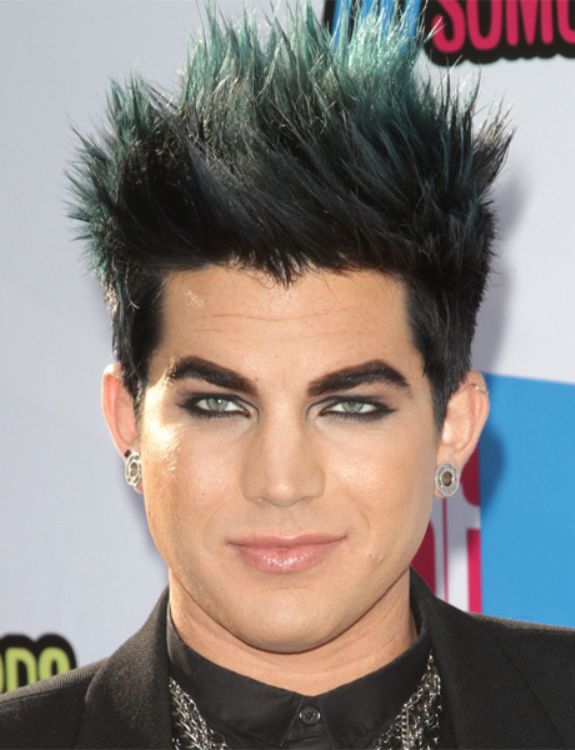 No Way! You'll Freak When You See These Crazy Emo Hairstyles