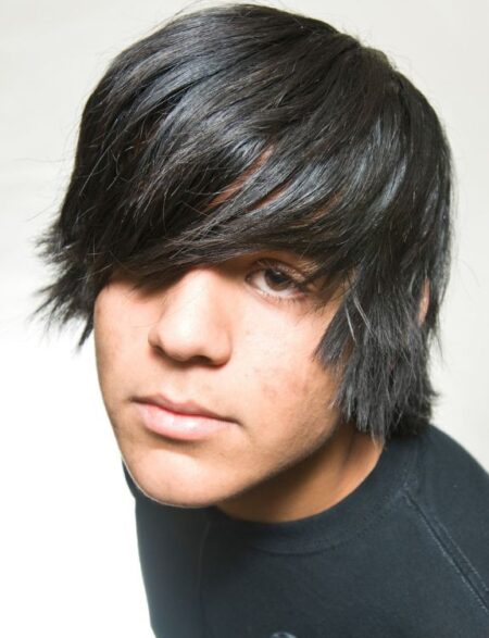 No Way! You'll Freak When You See These Crazy Emo Hairstyles