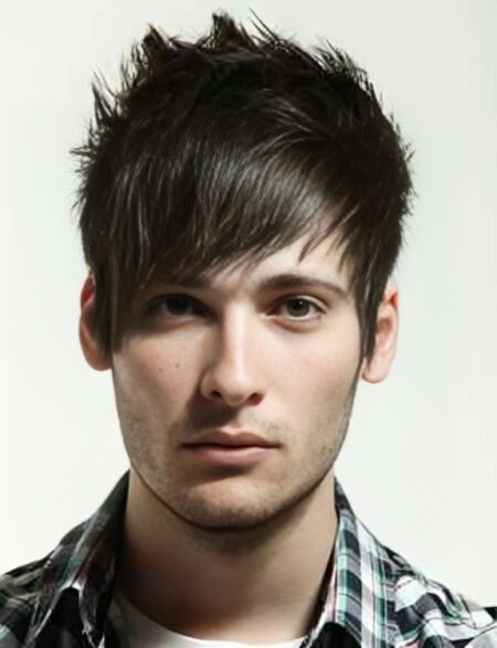No Way! You'll Freak When You See These Crazy Emo Hairstyles