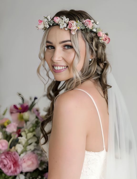 25 Exquisite Wedding Hairstyles: Discover Your Perfect Bridal Look