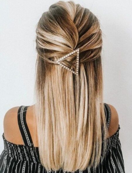 Tress Transformations: 30 Hairstyles for Straight Hair to Slay