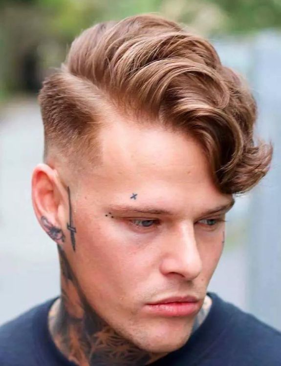 Wave It Like You Mean It: 20 Wavy Hairstyles for Men