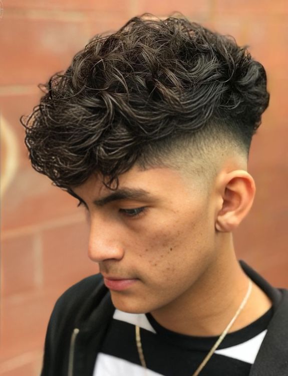 Wave It Like You Mean It: 20 Wavy Hairstyles for Men